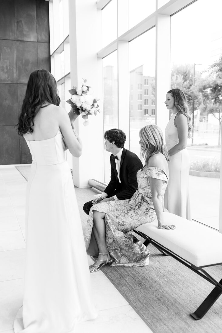 Anna & Scott's Greenville, SC Wedding Day at Avenue - Kendra Martin ...